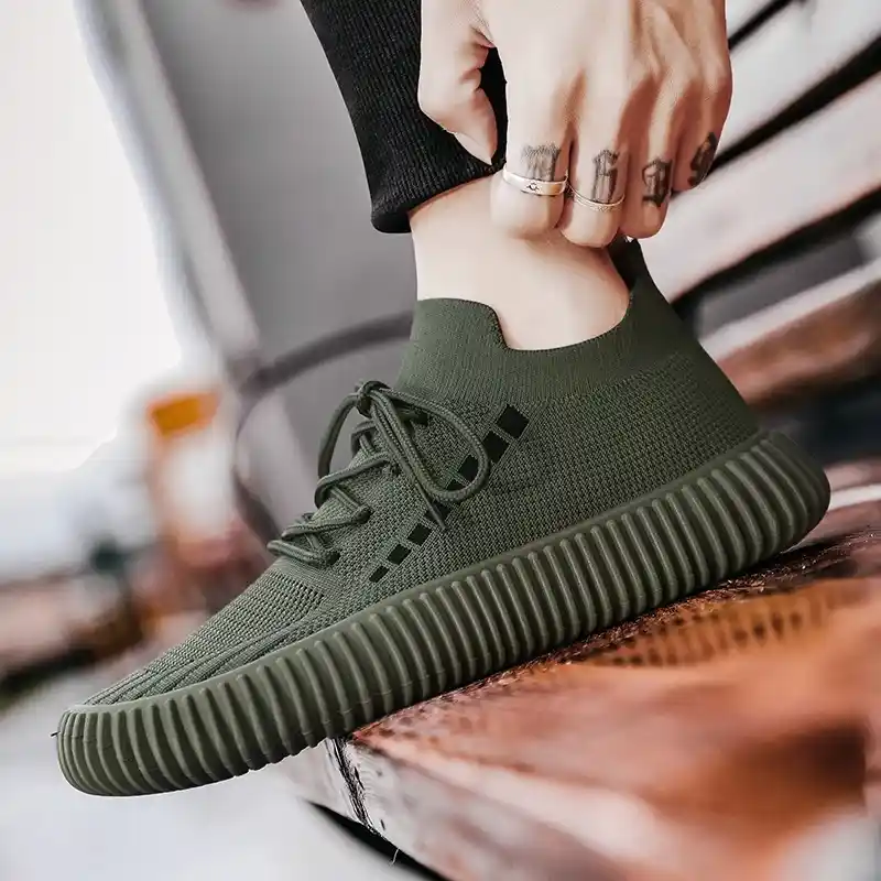 SEPATU SLIPON ROBOTO – halamanakira.com